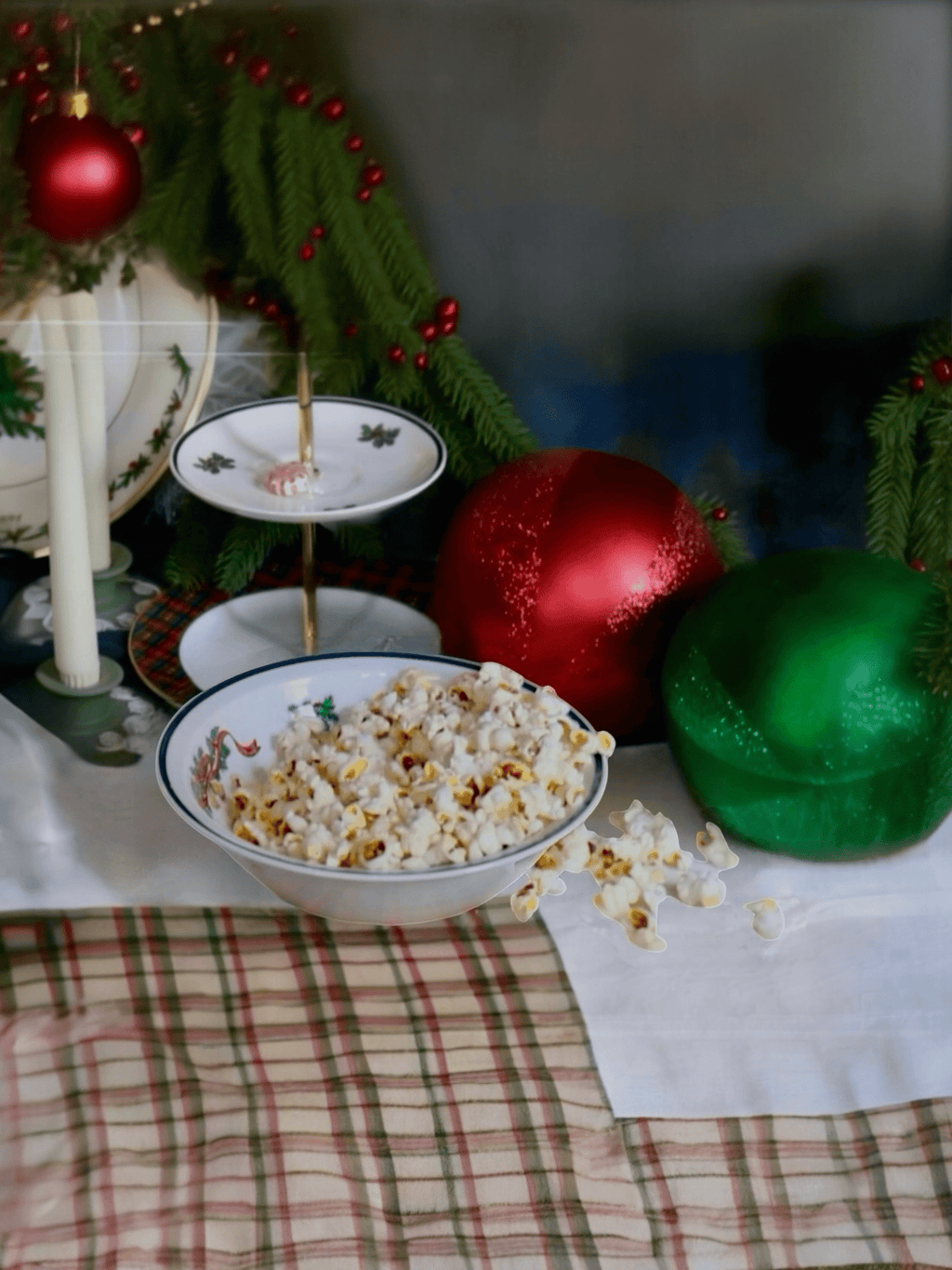 Johnson Bros. Christmas Popcorn Bowl – The Brooklyn Teacup
