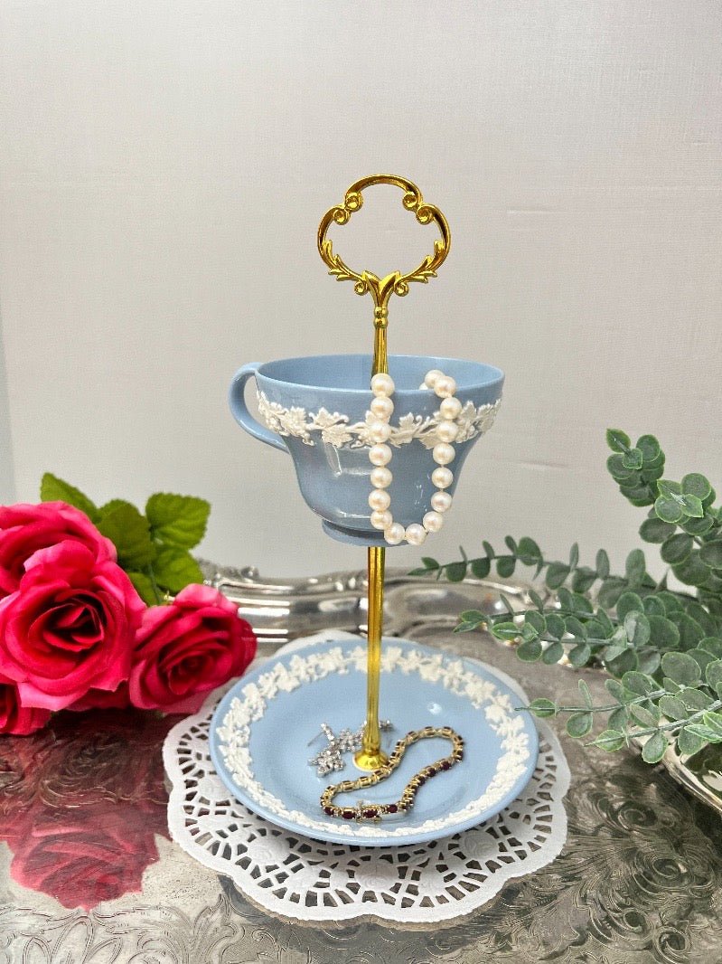 Wedgwood Queensware Teacup Stand – Vintage Creamware Display – The ...